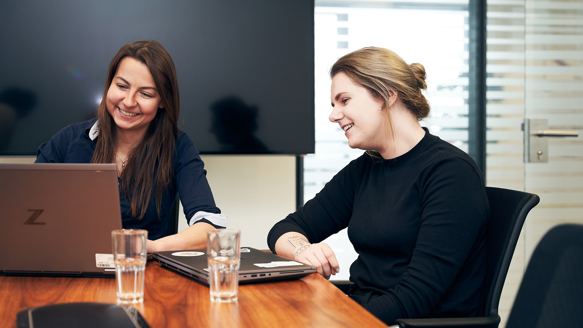 Work #LikeABosch: Sarah & Beatrice, Software-Entwicklerinnen | Bosch ...